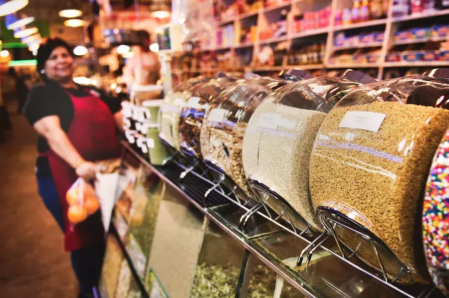 Exemple de CV : Employé(e) Libre-Service [GRATUIT]